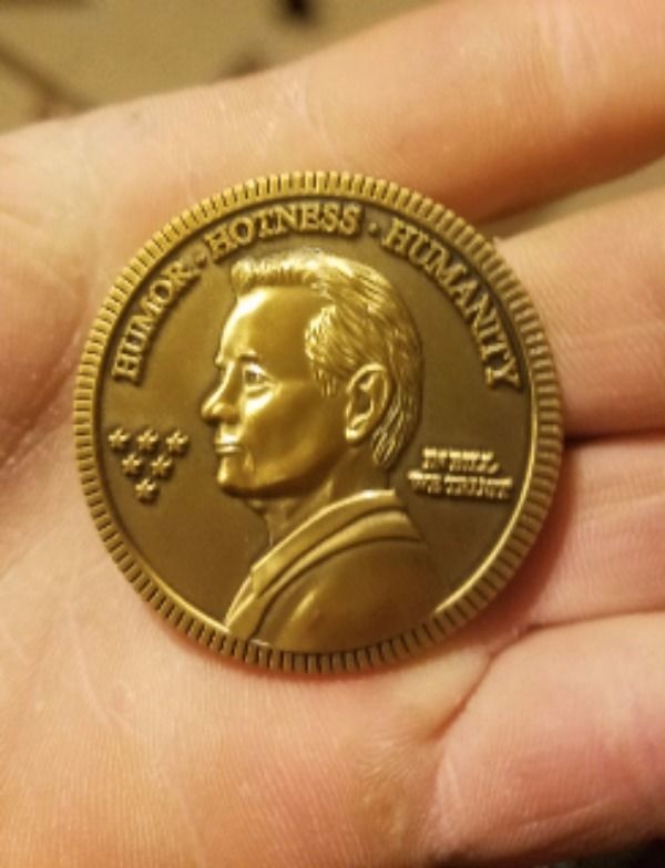 Challenge coins and Chiver collections galore! (80 Photos)