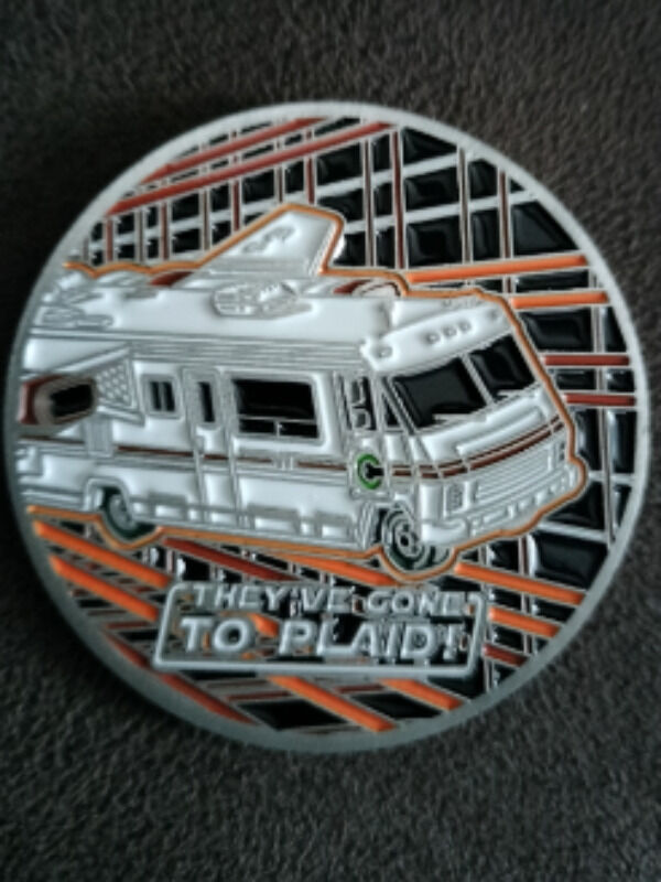 Challenge coins and Chiver collections galore! (80 Photos)