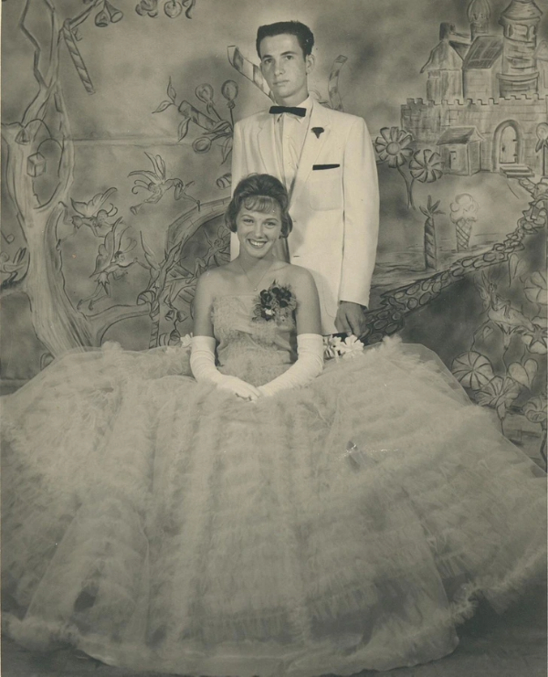 These Prom Pics Are a Blast From the Past!