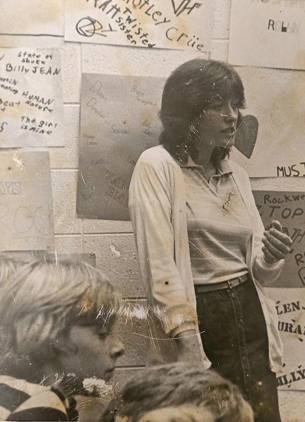 Old-School Cool Photos Make Us Look Like Modern Losers (32 Photos)