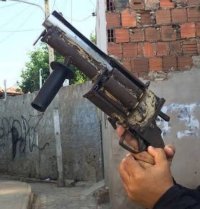 Choose Your WTF Strange Weapon for Zombie Battle Funny Gun Compilation