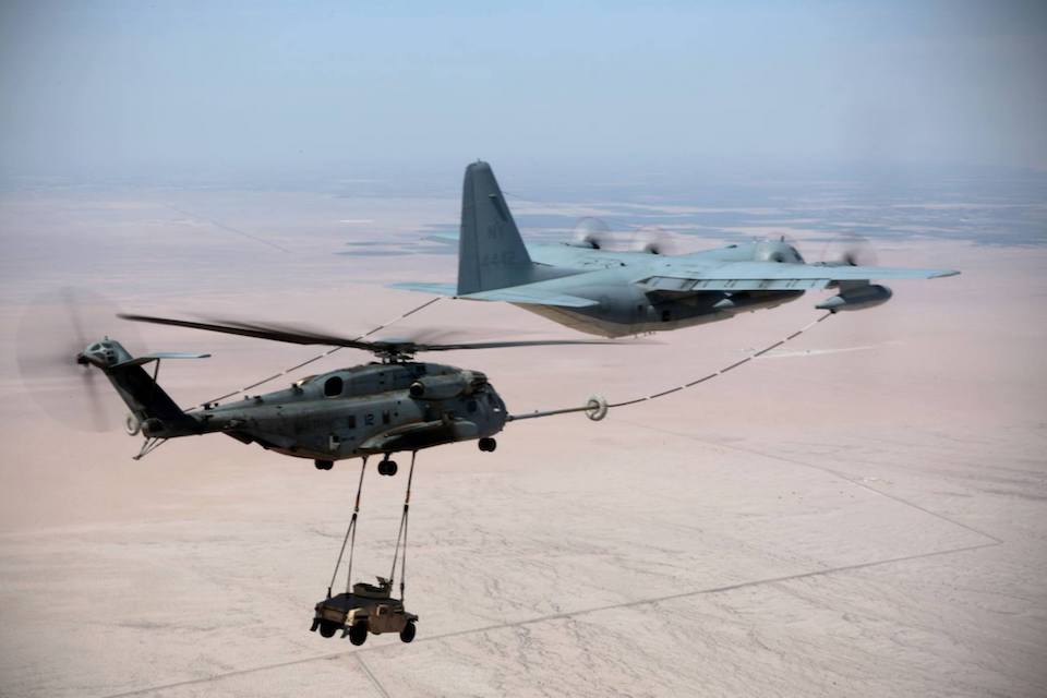 Stealth and Fighter Jet In-Flight Refueling Best Photos in High-Res