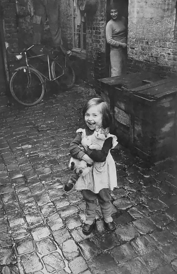 Old-School Cool Photos Make Us Look Like Modern Losers (31 Photos)
