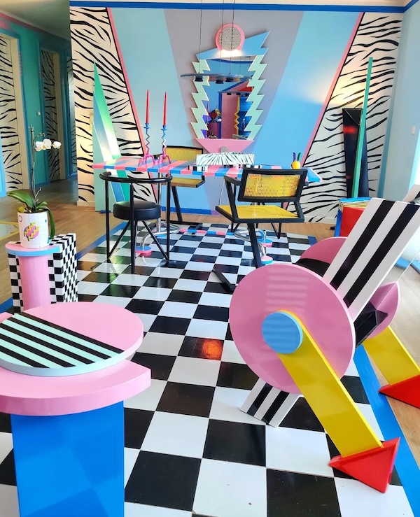 More is More! Colorific Maximalist Interiors That Slap (26 Photos)