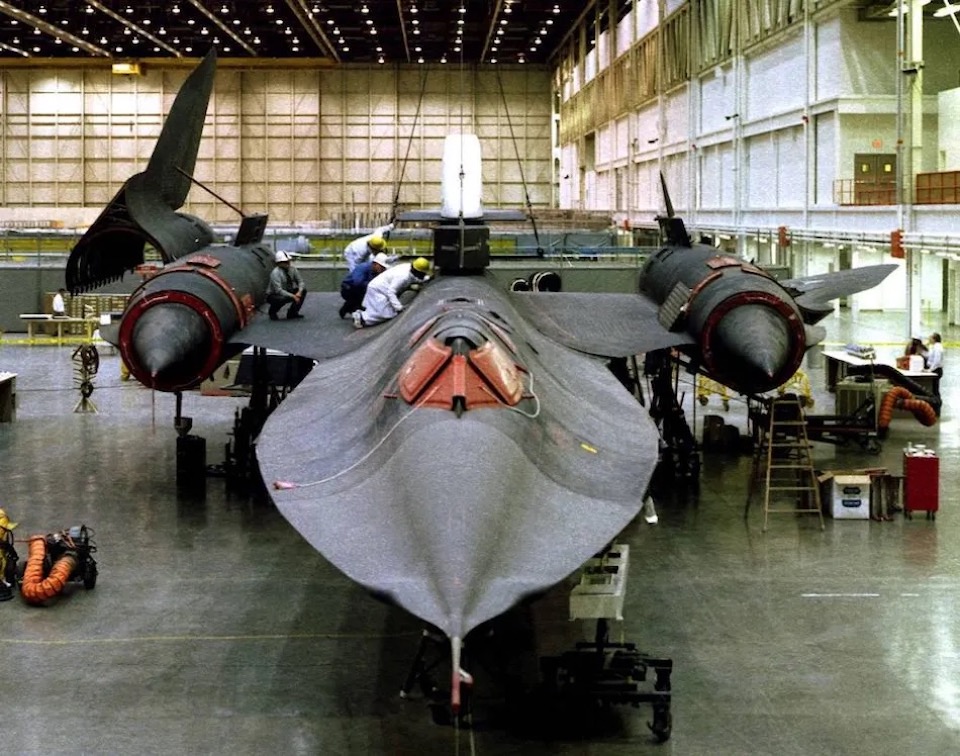 SR-71 Blackbird Facts and High-Res Photos of Worlds Fastest Spy Plane