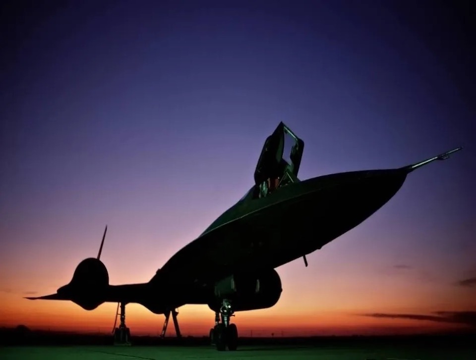 SR-71 Blackbird Facts and High-Res Photos of Worlds Fastest Spy Plane