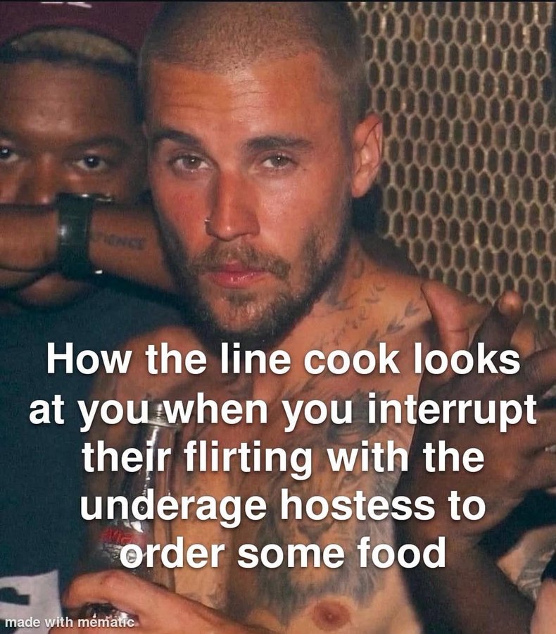 Memes That Have Zero Context But a Whole Lot of Laughs (25 Photos)