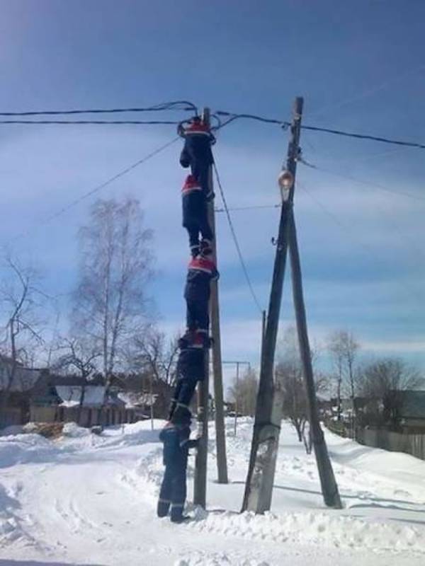 What could GO WRONG Photos Funny Compilation Men Idiot Bad Ideas Pics