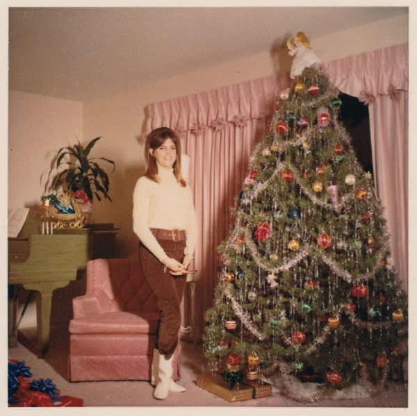Vintage Christmas Photos to Get You in the Holiday Spirit