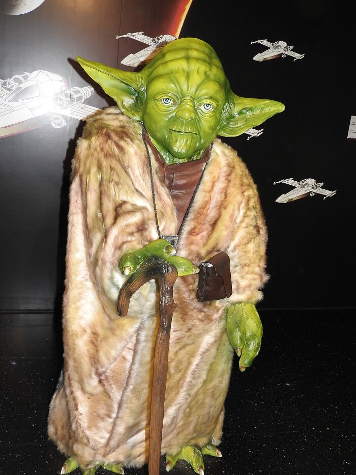 Wax Sculptures That Are Equal Parts Hilarious And Terrifying